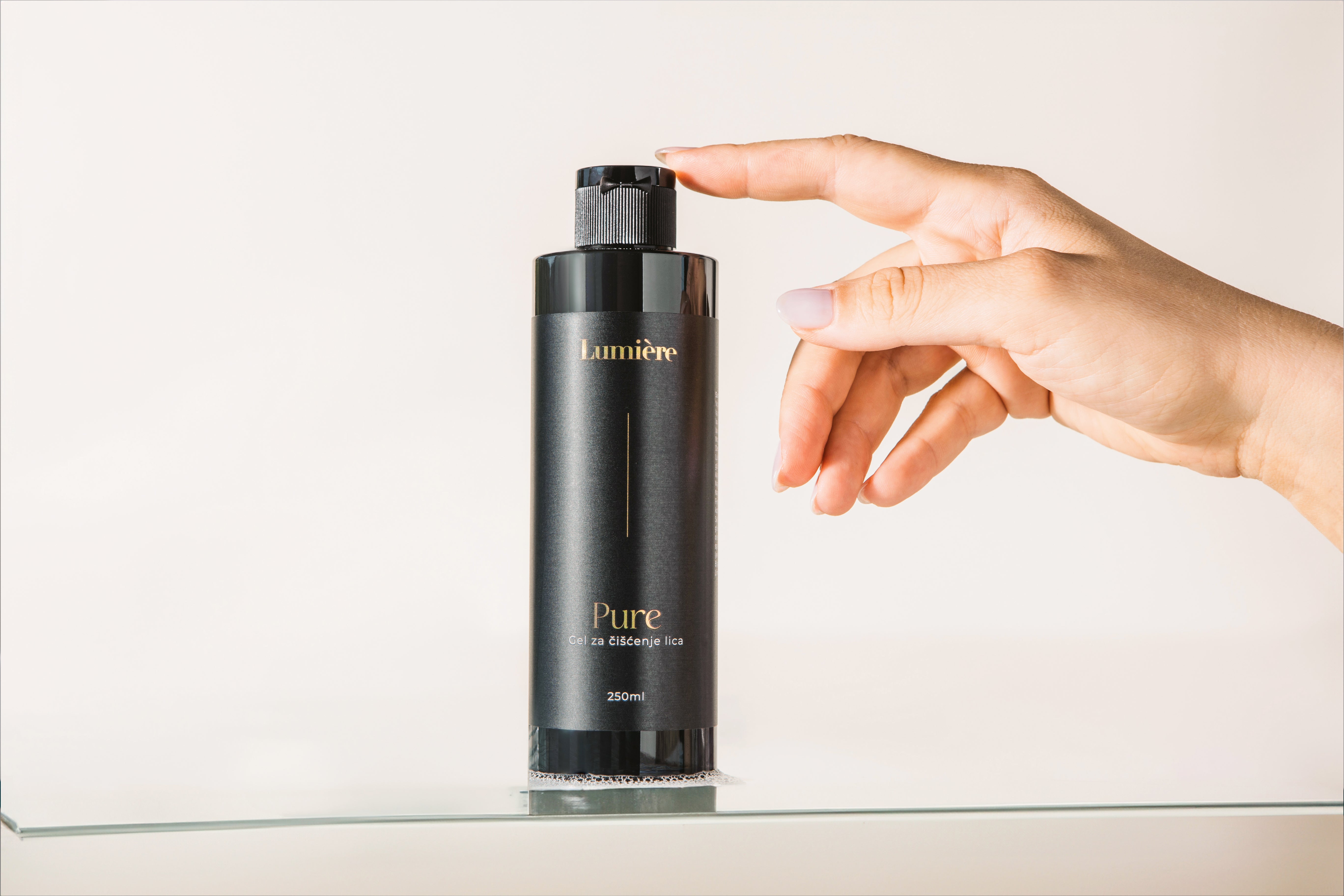 Lumiere Pure gel – Lumiere Skincare